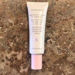 Mary Kay Makeup Mk Timewise Mattewear Liquid Foundation Ivory 7 | Poshmark